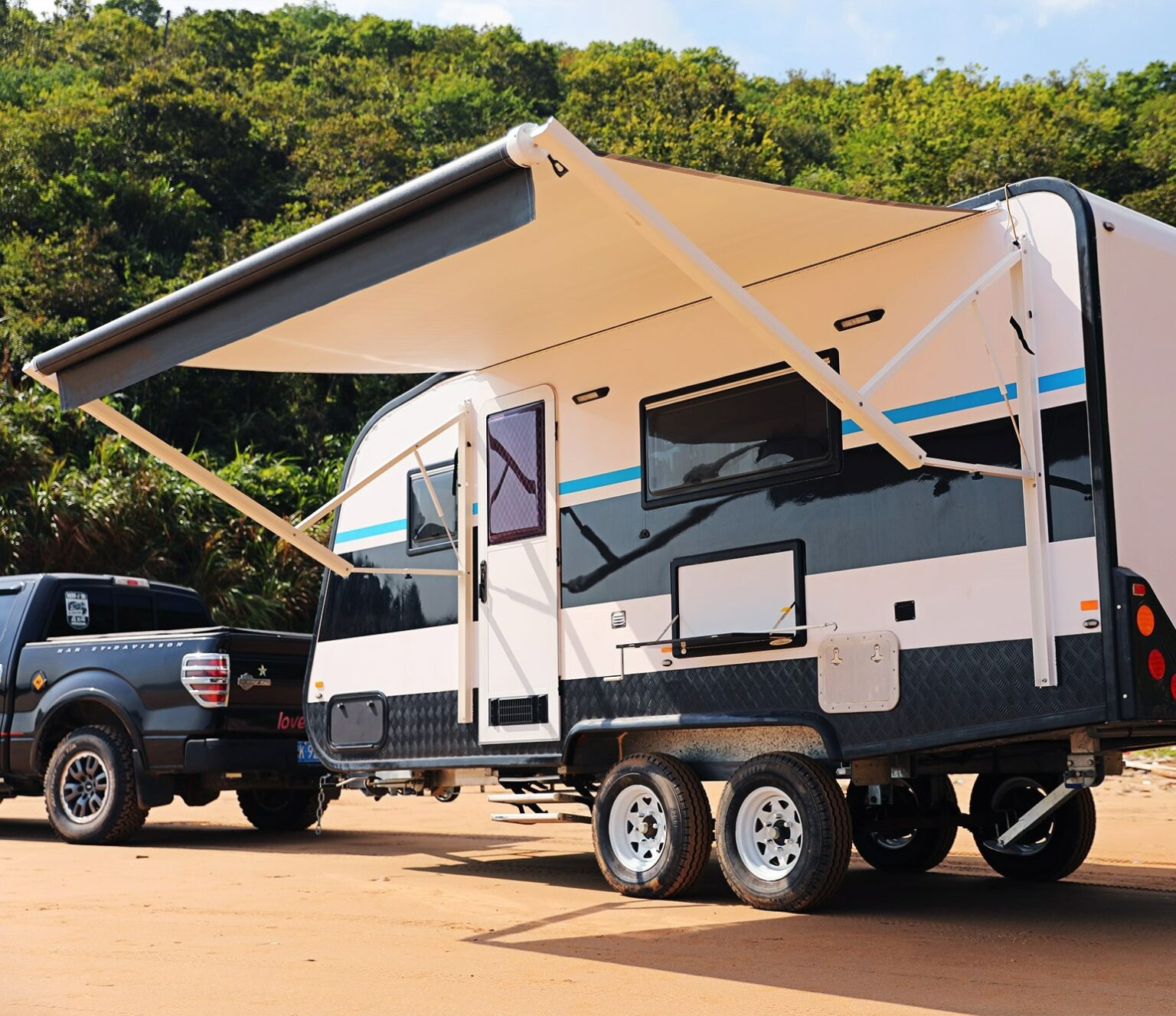 Toldo Elétrico - Open World - Peças para Trailer e Motorhome